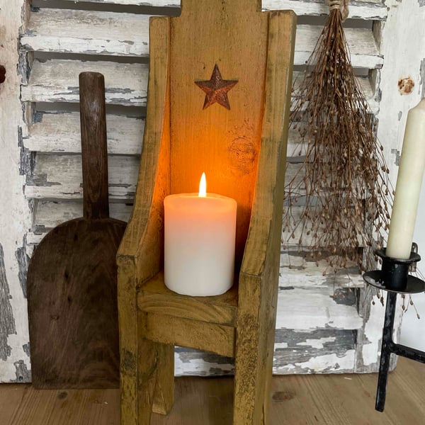 A beautiful primitive handmade pouting chair - Folksy