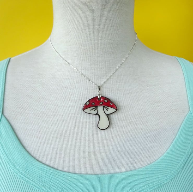 Toadstool mushroom pendant necklace in red - Folksy