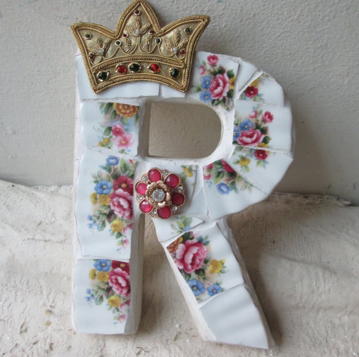 Mosaic letter R - Folksy