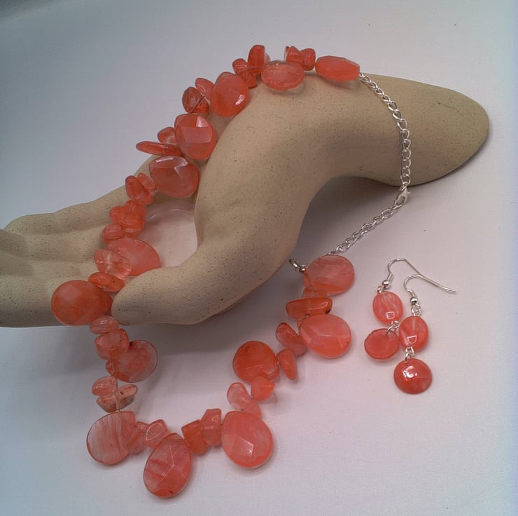 Raspberry Quartz Drop Bead and Chip Necklace an... - Folksy