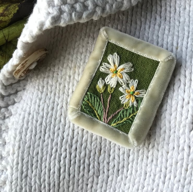 Primrose - hand embroidered brooch - Folksy