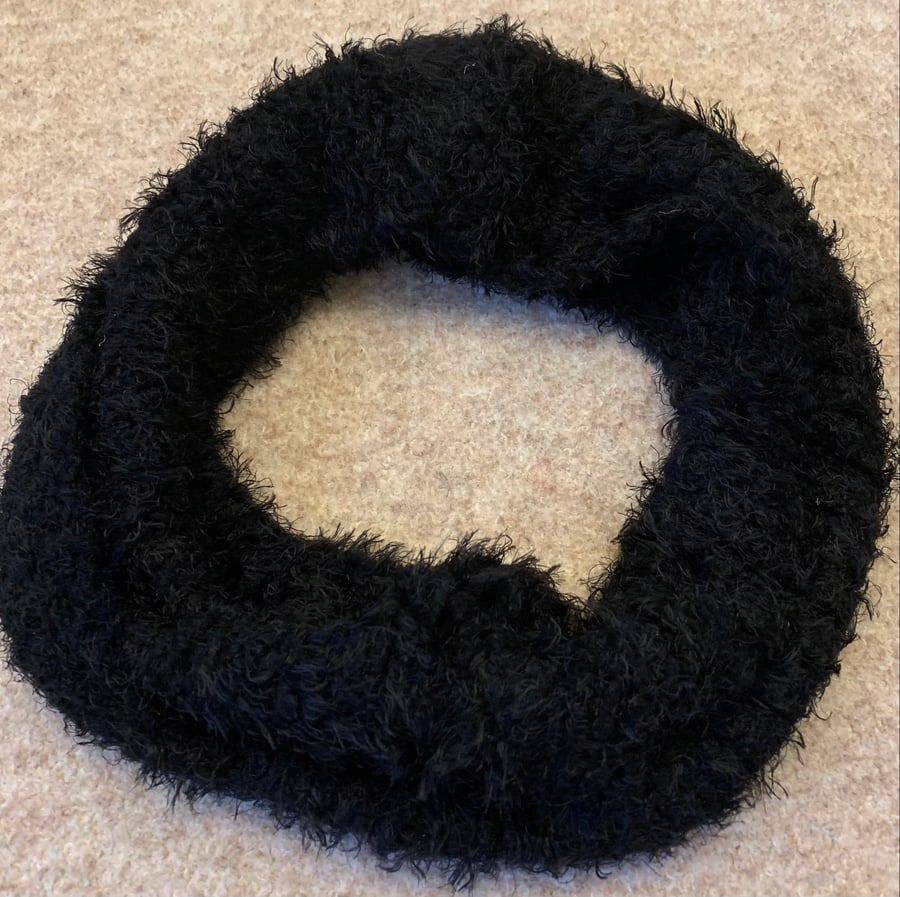 Hand Knitted Super Soft Snood - Folksy