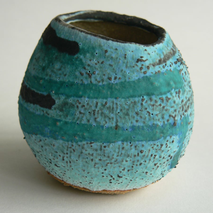 Ceramic Pebble Vase - Folksy