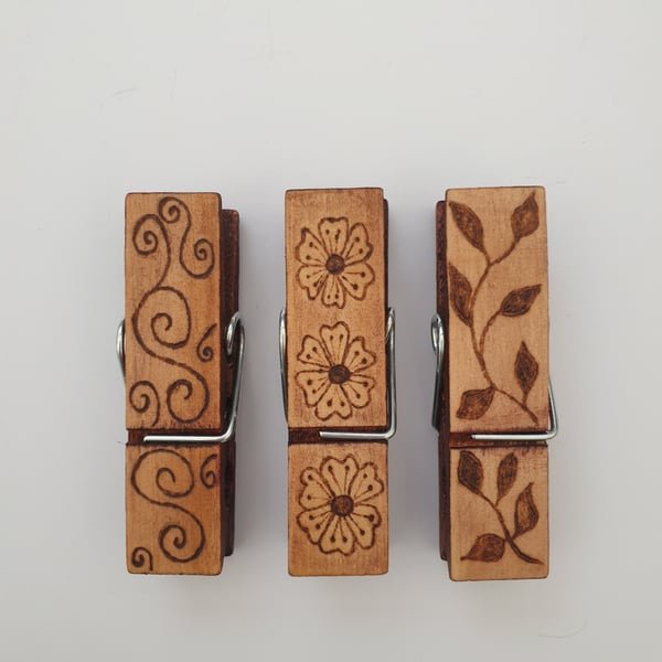 Peg fridge magnets wood burned pattern set of 3 - Folksy