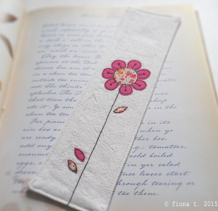 freemachine embroidered bookmark - pink flower - Folksy