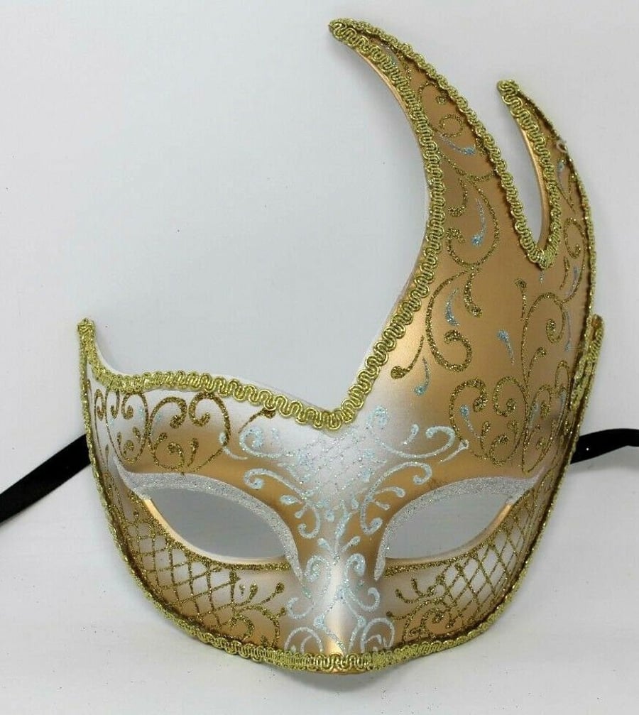 White and Gold Wave Masquerade Mask - Folksy