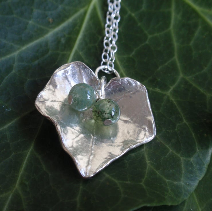 Sterling silver ivy necklace with green moss ag... - Folksy