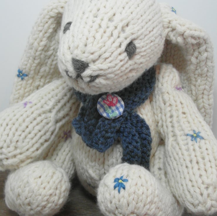 Knitted Bunny - Folksy