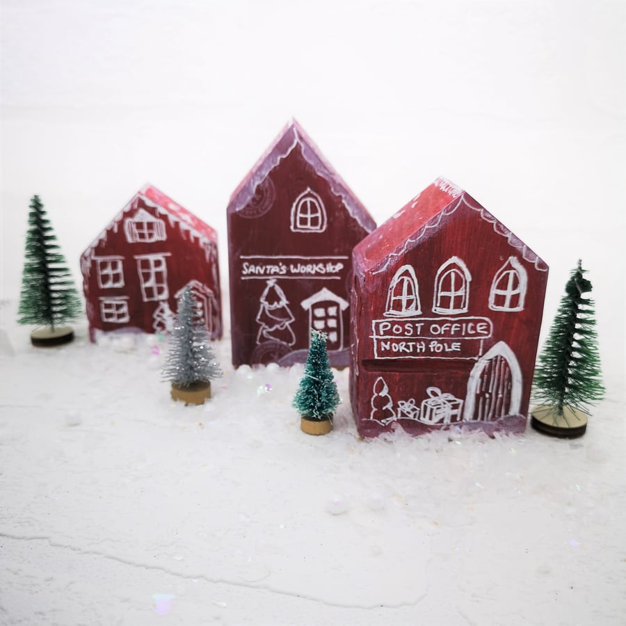 Wooden Little Christmas Houses (set of 3) - Folksy