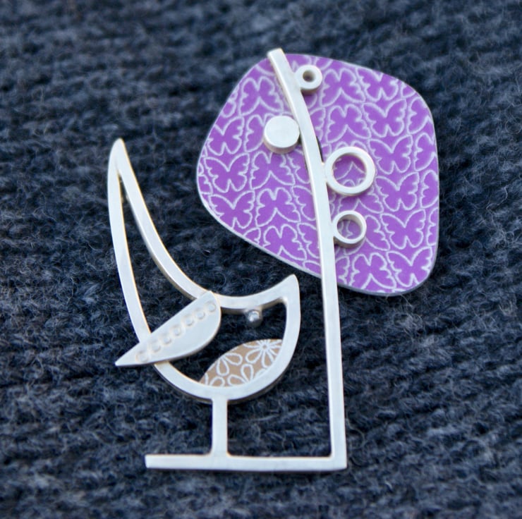 Little wren and tree brooch - Folksy