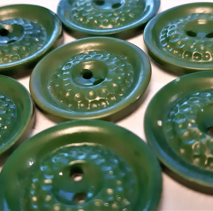 23mm Vintage dark olive green 2-hole buttons - Folksy