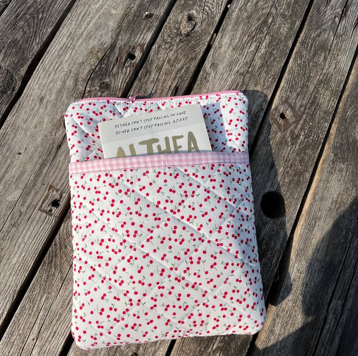 Quilted cherry print laptop case - handmade for... - Folksy