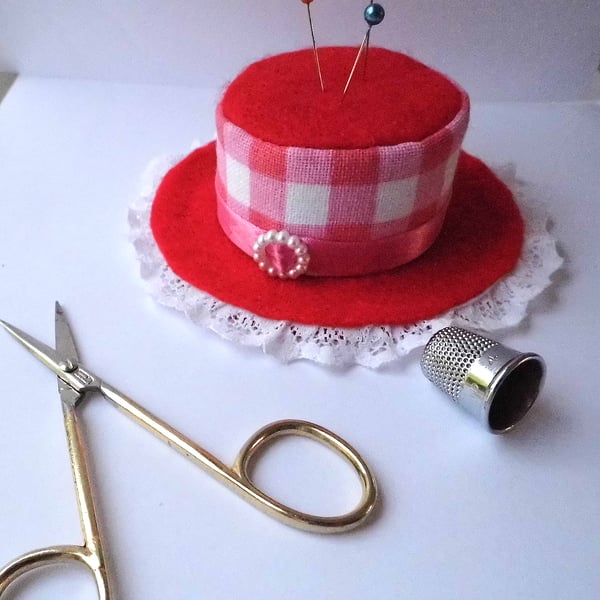 Red Bonnet Style Pin Cushion - Folksy