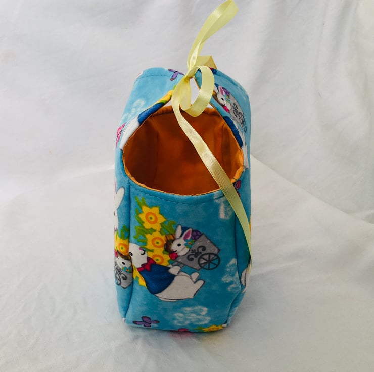 Easter Fabric Gift Box, Easter Egg Gift Basket,... - Folksy