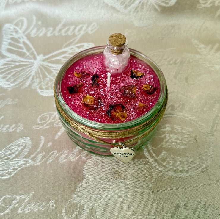 Love Potion Candle – Handmade Romantic Crystal ... - Folksy