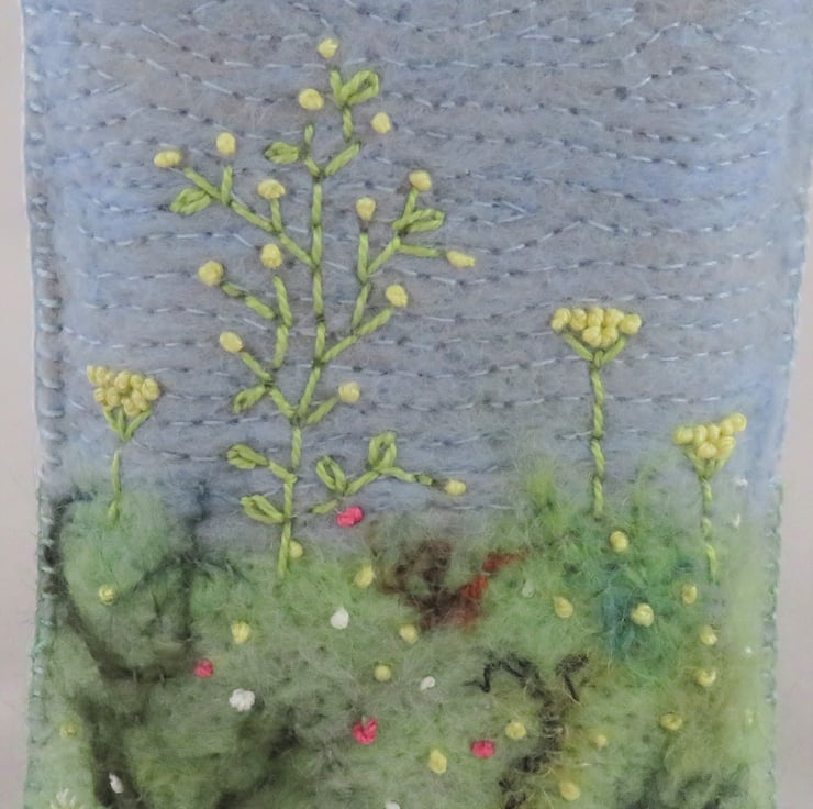 Meadow Tissue Pouch - Folksy