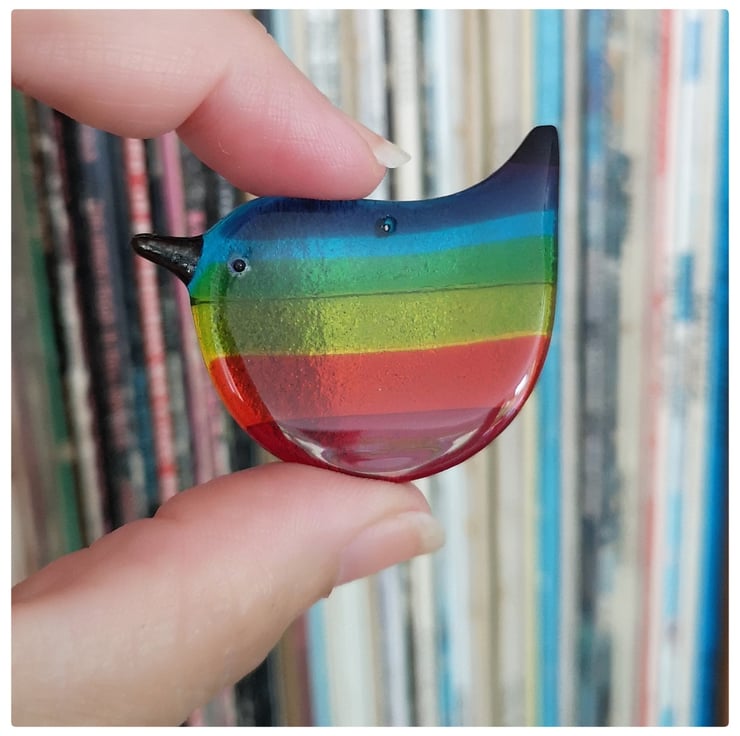 A rainbow wren of hope glass bird with a dark p... - Folksy