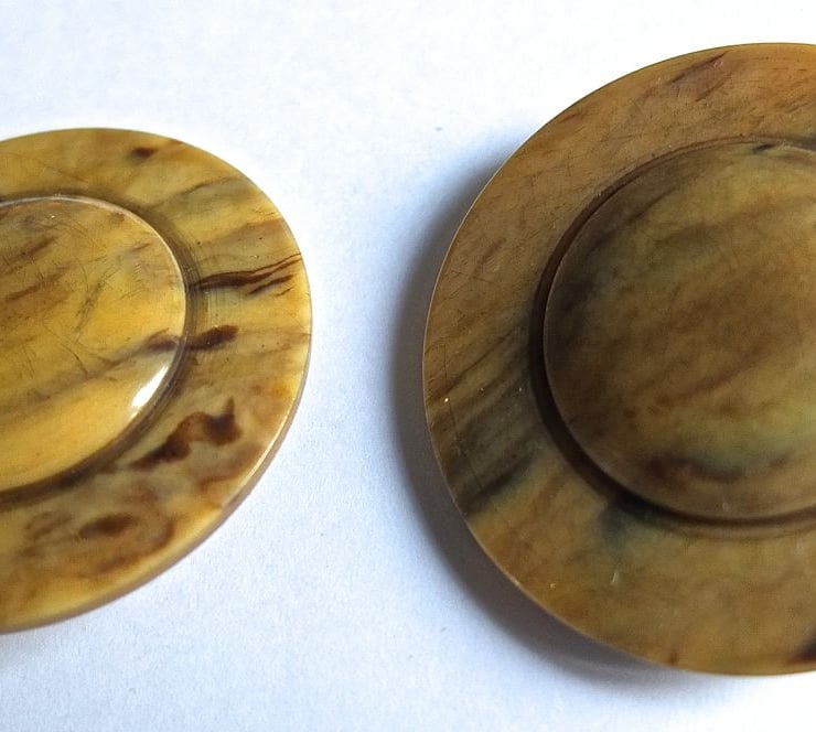 2 Vintage Horn Buttons - Folksy