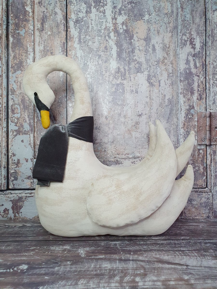 Large Swan Decoration - Folksy