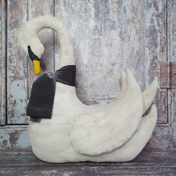 Large Swan Decoration - Folksy
