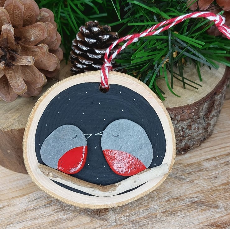 2 pebble Robin log slice hanger. - Folksy
