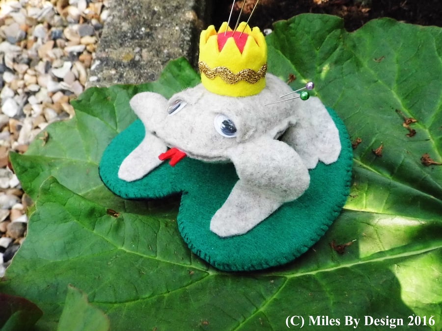 Frog Prince Pin Cushion - Folksy