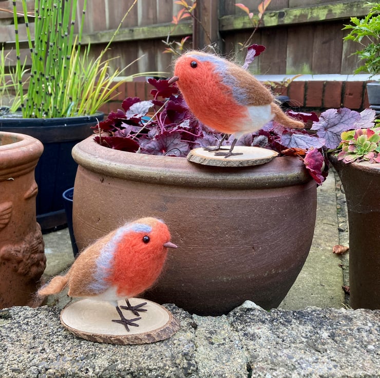 Needle felted robin decoration, woollen sculpture - Folksy