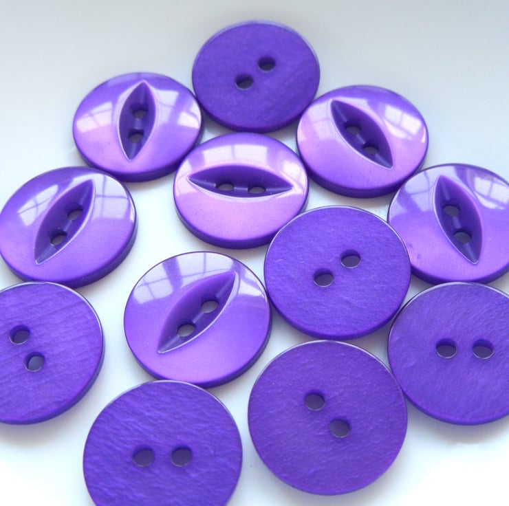 12 x Purple Buttons - Folksy