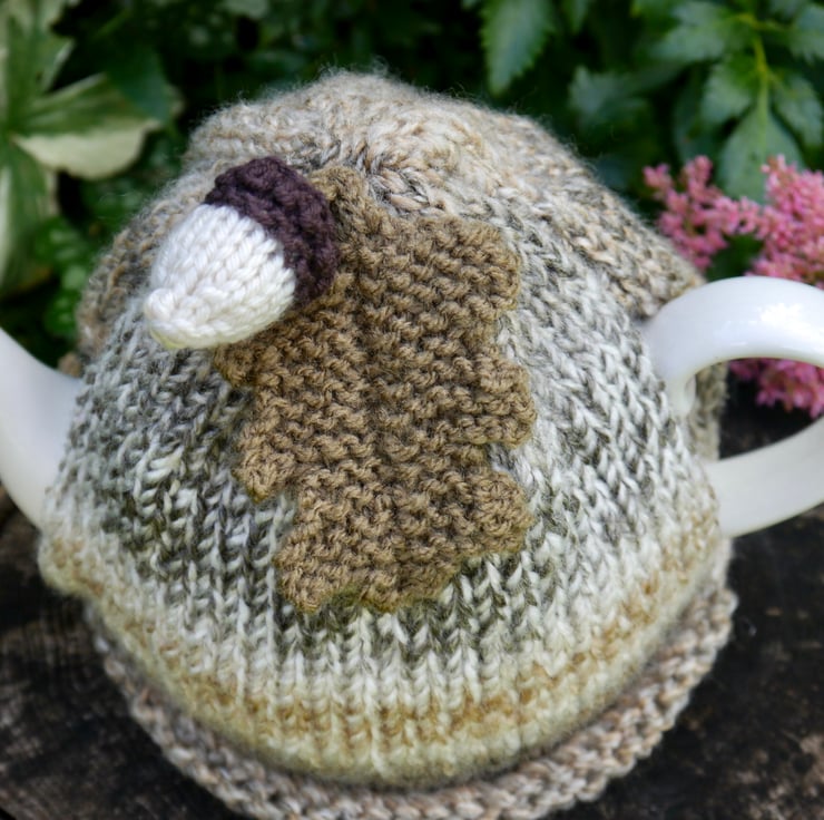Autumn Marble Tea Cosy with Oak Leaf and Acorn - Folksy