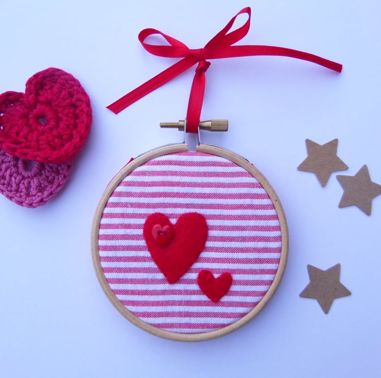Red Heart Hand Embroidery in Hoop Frame (hoop art) - Folksy