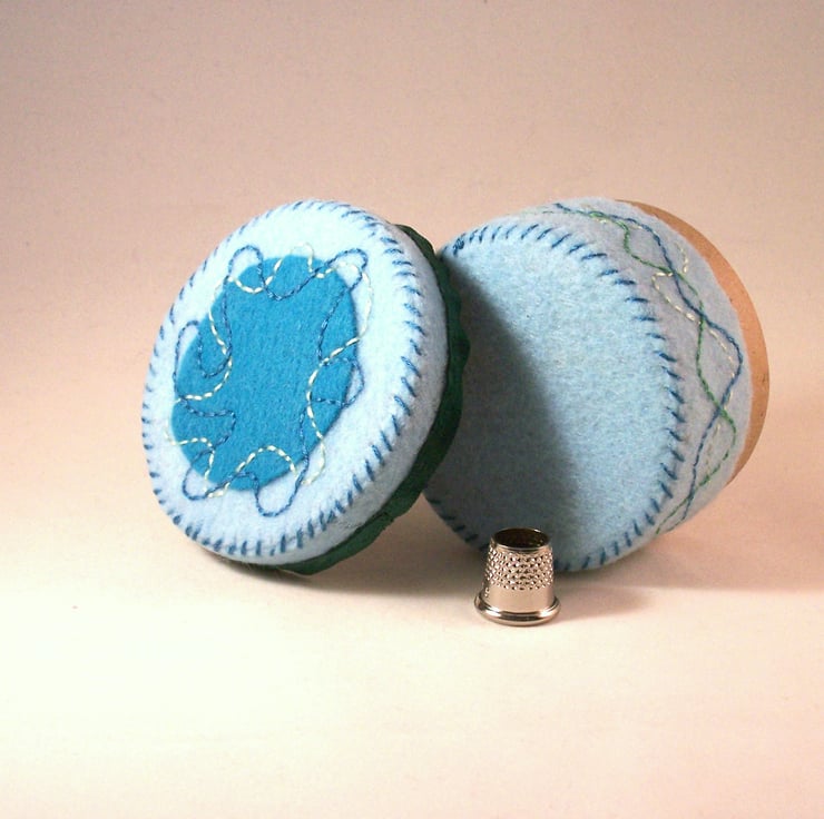 Hand embroidered small box in turquoise and blue - Folksy