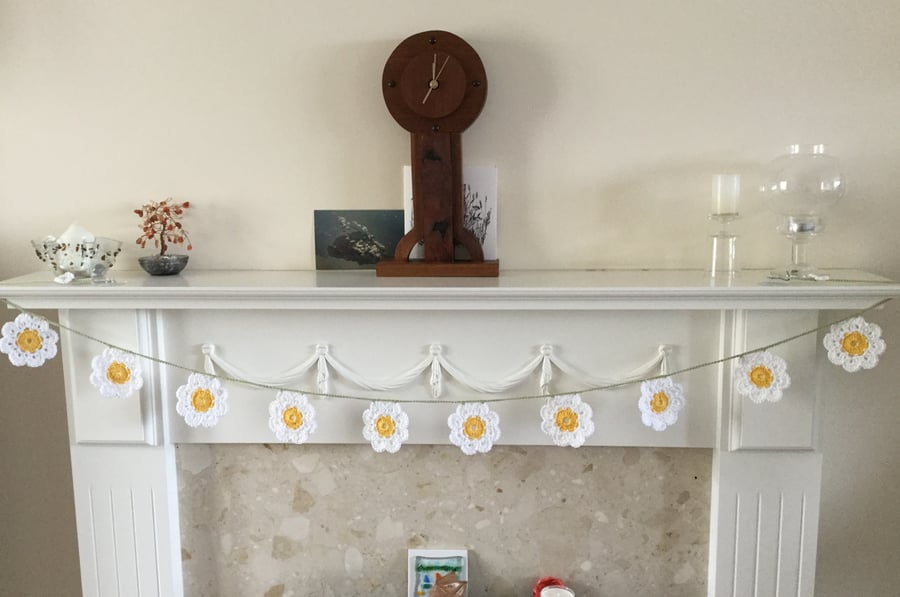 Crochet Daisy Chain Garland - Folksy