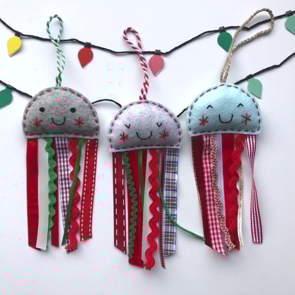 Festive Christmas Jellyfish Tree Decoration - Folksy