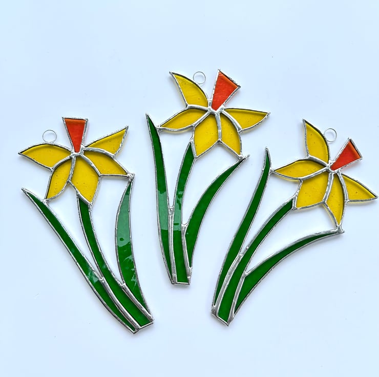 Stained Glass Daffodil Suncatcher - Handmade Ha... - Folksy