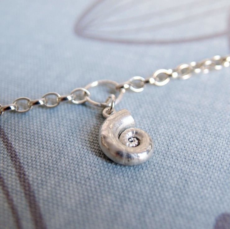 silver shell bracelet - nautical beach shell charm - Folksy
