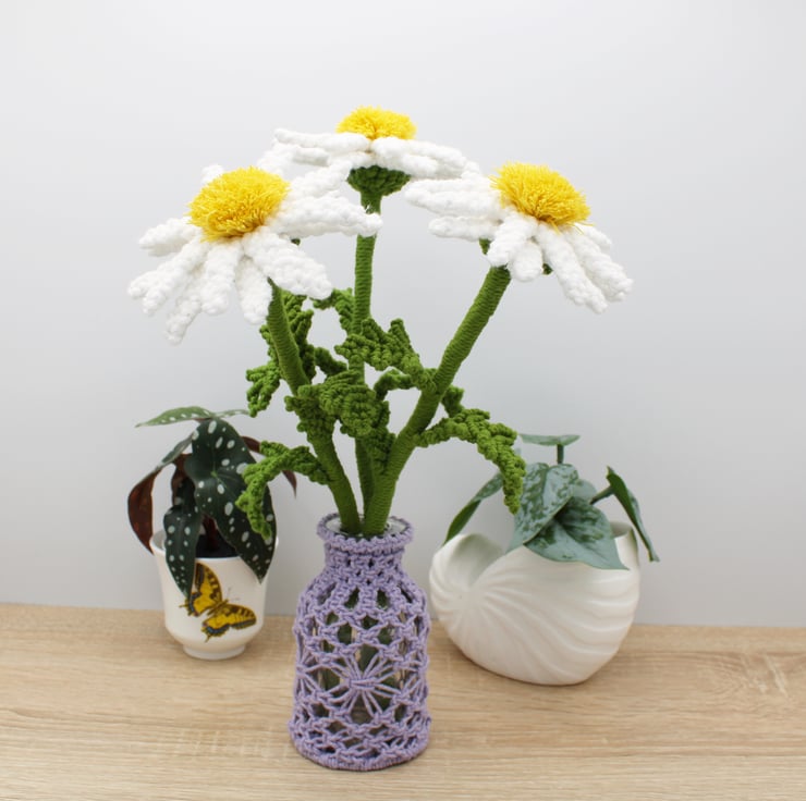 Vase of Macrame daisy flowers - textile flowers... - Folksy