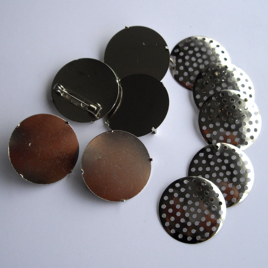 5 x 26 mm Silver Plated Sieve Brooch Bases - Folksy