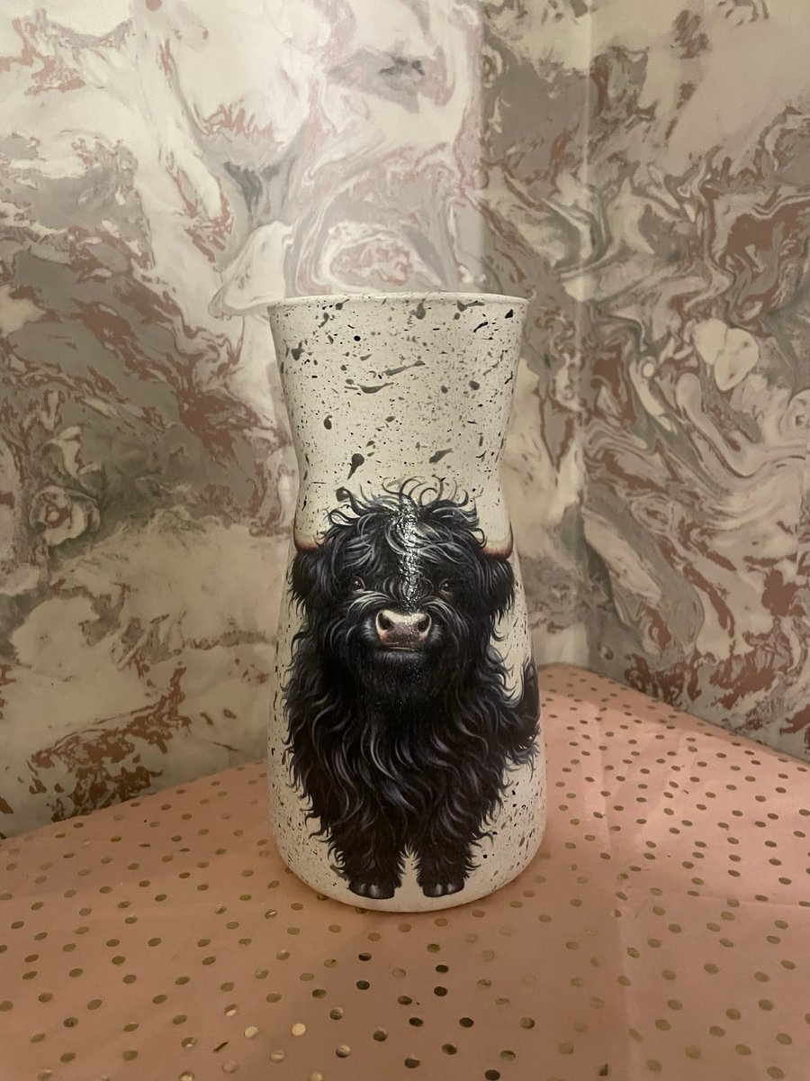 Black Highland Cow Vase - Folksy