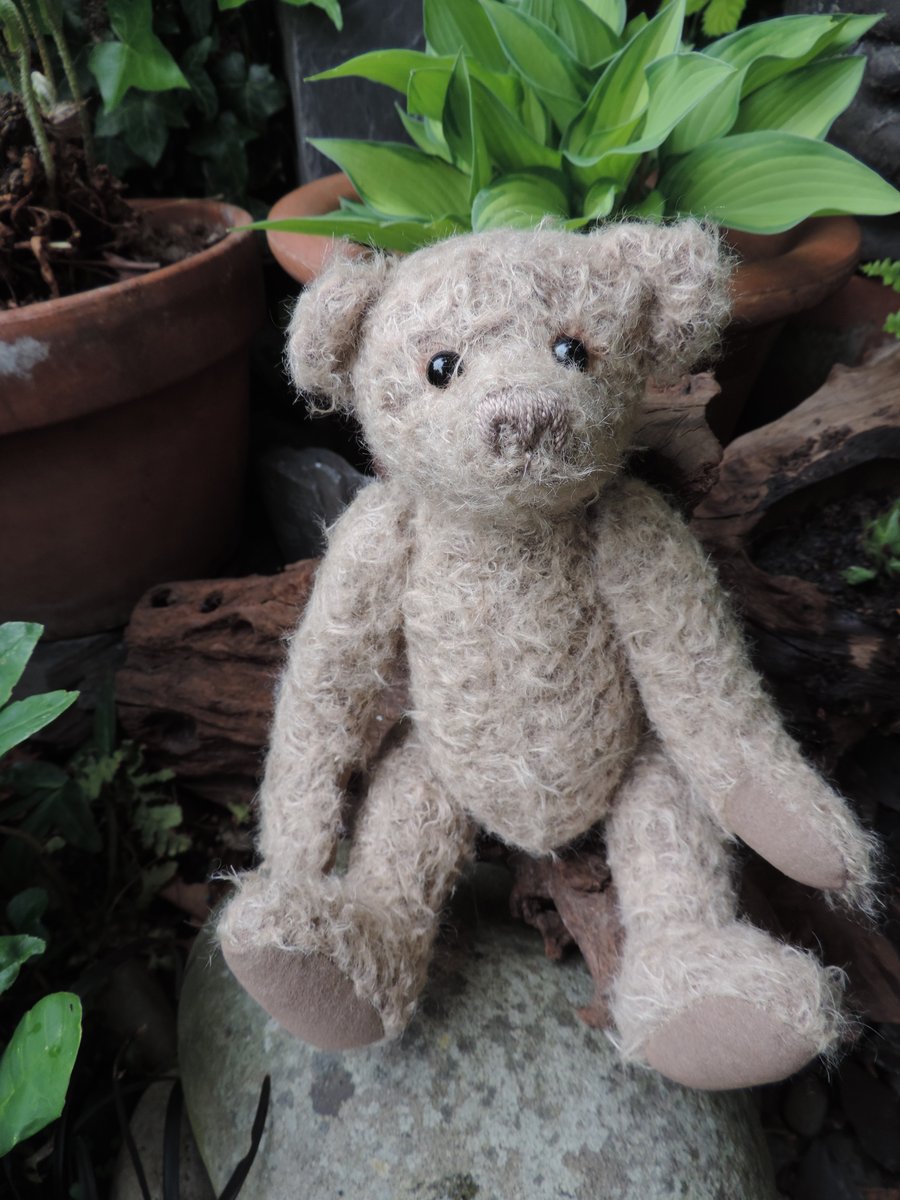 10" Traditional Teddy Bear. - Folksy