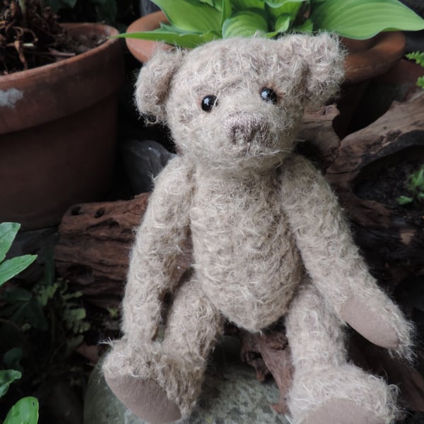 10" Traditional Teddy Bear. - Folksy