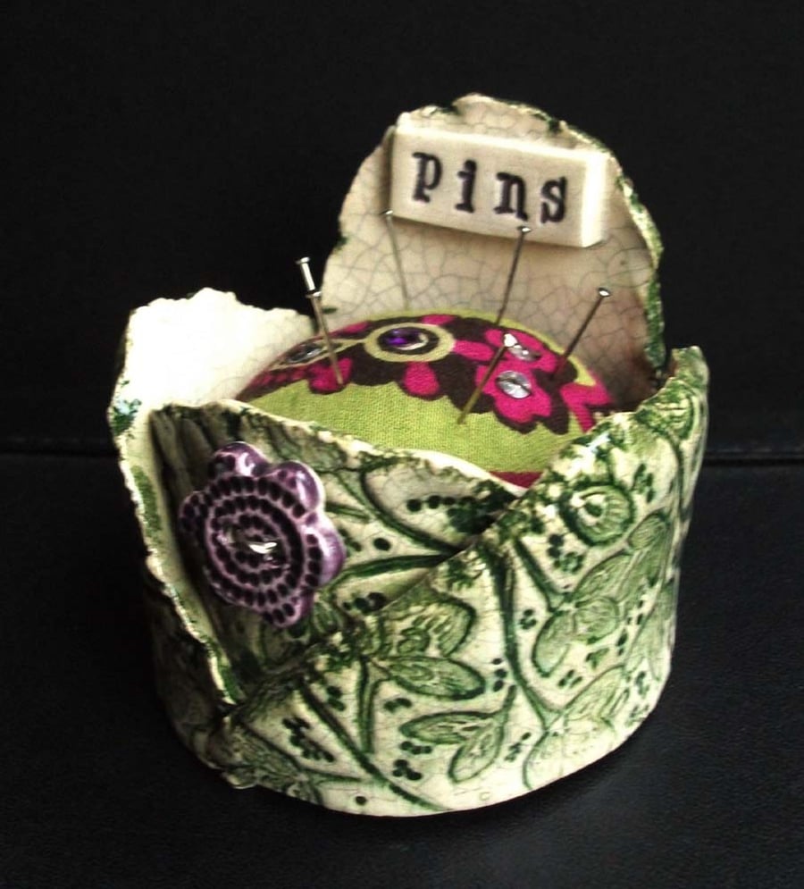 Leafy Ceramic pin cushion holder with flower bu... - Folksy