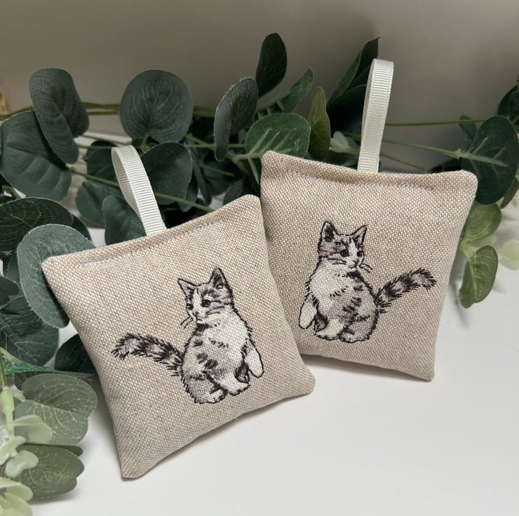 Lavender Sachets: Set of 2 in Grey Tabby Cat Co... - Folksy