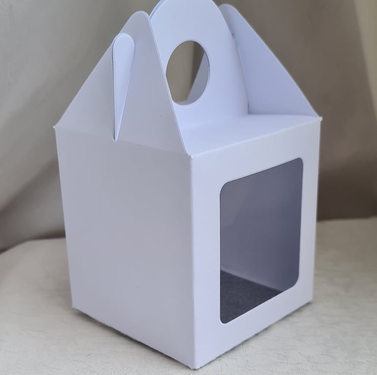 Gorgeous Beach Bear Resin Art - Keepsake Gift - Folksy