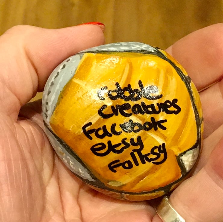 Tortoise hand painted pebble garden rock art st... - Folksy