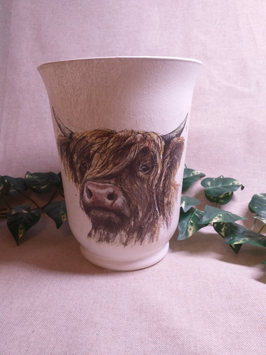 Highland Cow Vase - Folksy