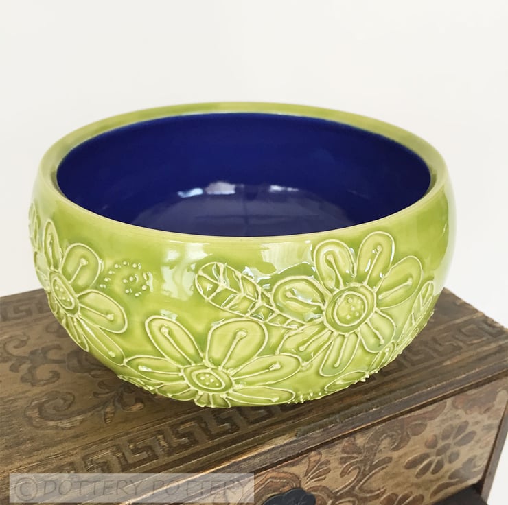 Green ceramic pot pottery bowl beautiful raised... - Folksy