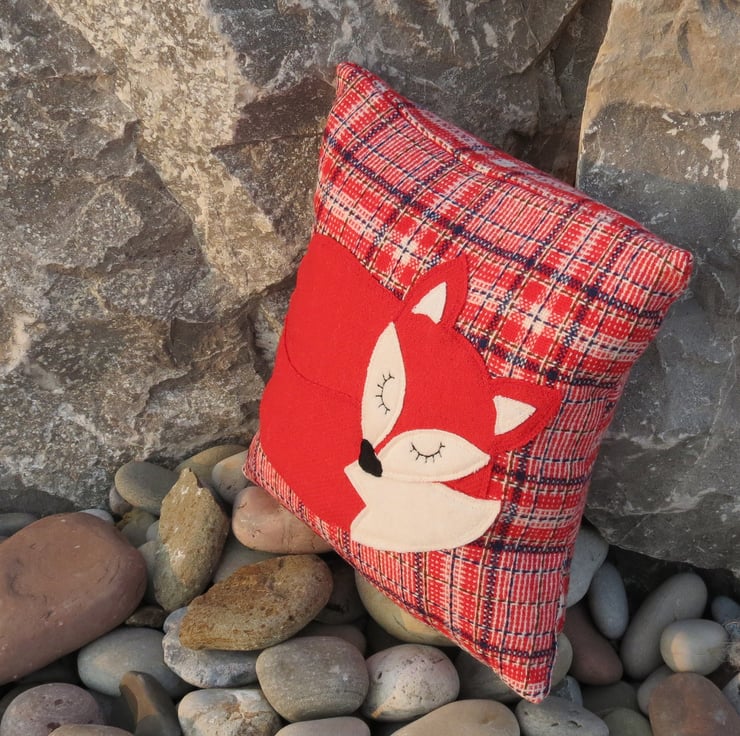 Little red fox. A fox cushion complete with fe... - Folksy