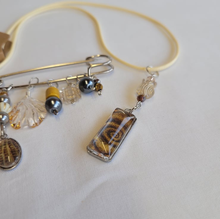 Upcycled Book Shell Jewellery Set - Folksy