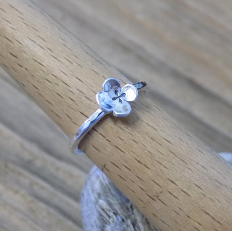 Sterling silver dinky flower pinky ring - Folksy