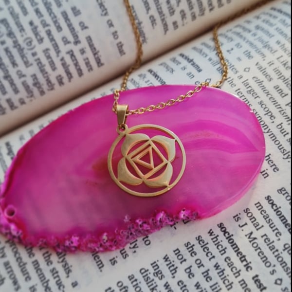 Necklace Root chakra - Folksy